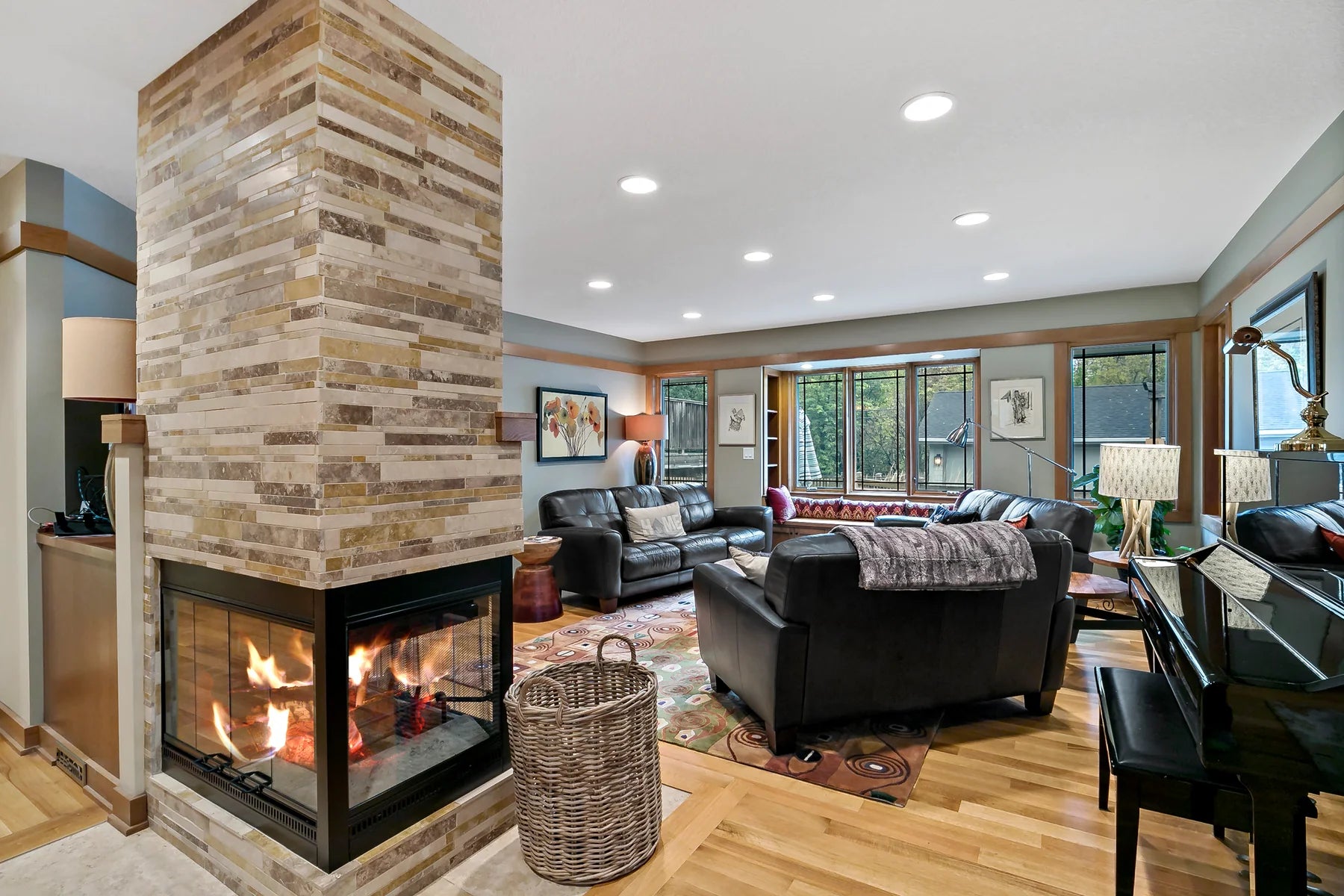 Photography – Square Feet Floor Plans